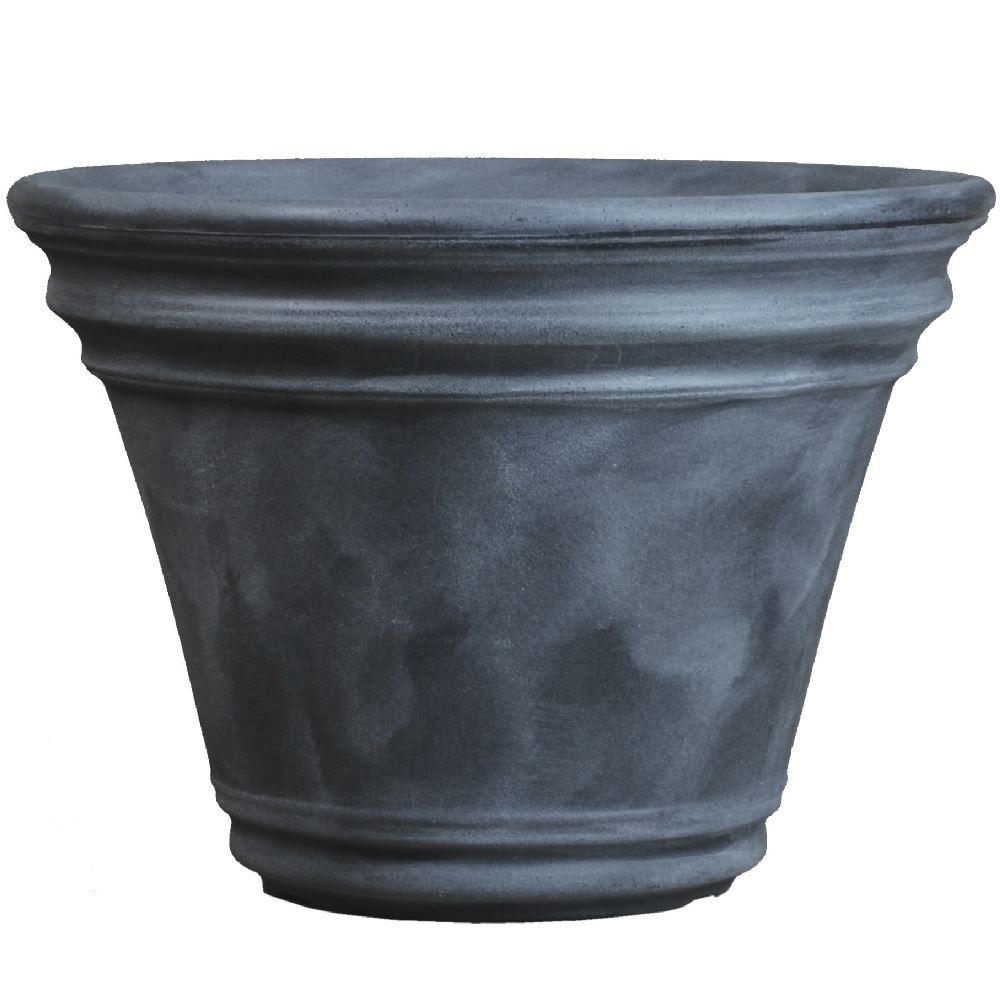 Dominican Garden Products 16\" Doge Planter, Rust - DV16BKRO | Rural King
